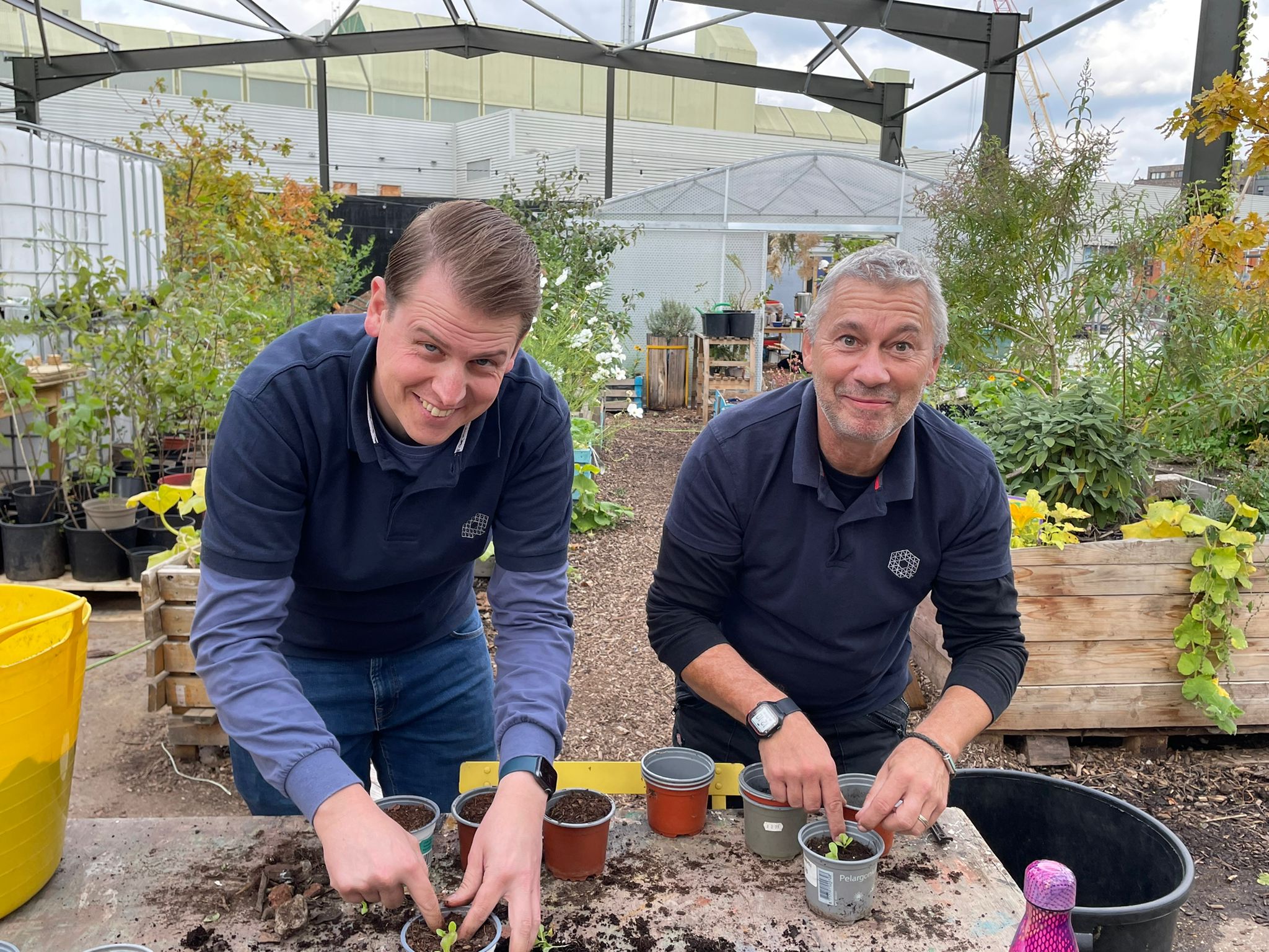 QCIC volunteers at Global Generation’s Paper Garden | QCIC